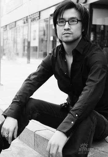 Rock musician Wang Feng CCTV-International